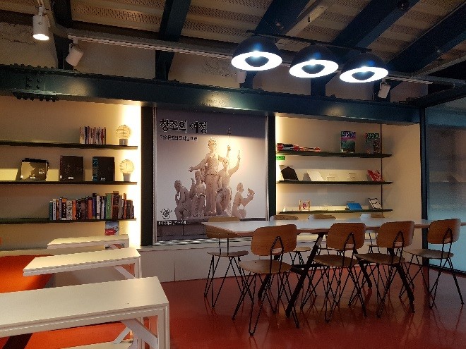 Libraries and Hours - KHU Library Guide for New Students - KHU Library ...